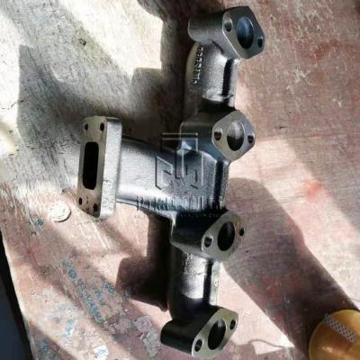 Cina Tubo di scarico 04254518 0425 4518 4254518 per deutz D4D D4E EC140 EC170 TCD4L2012 2V in vendita