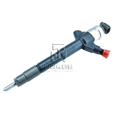 China Dieselbrandstofinjector 095000-811 095000-8110 095000-5760 1465A054 1465A307 voor Mitsubishi triton motor Te koop