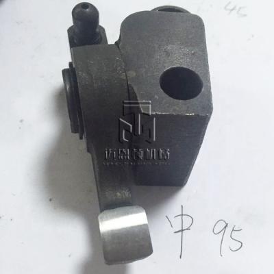 Cina Assemblaggio di supporto per braccio rocker 04285533 4285533 0428 5533 per motore deutz BFM2012 in vendita
