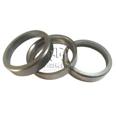 Cina Sedia della valvola di uscita 04192397 04192396 0419 2397 0419 2396 4192397 4192396 per motore deutz BFM2012 TCD2012 TD2012 in vendita