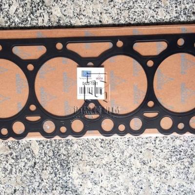 China Verpakking van de cilinderkop 04201559 04201560 04201558 20405900 20405901 20405902 voor de Volvo D7D BF6M1013 Te koop