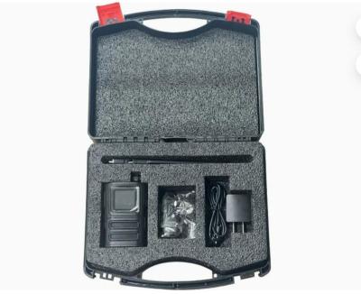 Cina 300-6000MHz 2Km Portable Handheld Drone Detector con ricevitore digitale in vendita