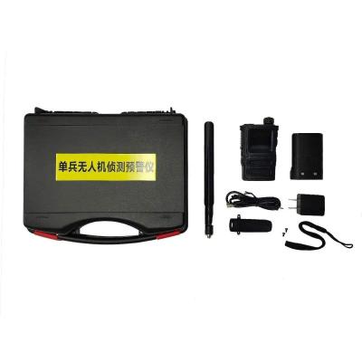 Cina 30om-6GHz Ultra-Wide Detection Range Anti for Threats Detettore di droni portatili in vendita