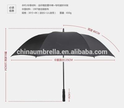 Cina ombrello surdimensionato di golf, ombrello scaricato automatico eccellente vicino aperto di golf dell'auto a 27 pollici forte, ombrello antivento scaricato in vendita