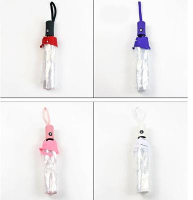 Cina La plastica aperta dell'auto unisex di 3 volte vede attraverso gli ombrelli con il caso, maniglia di plastica in vendita