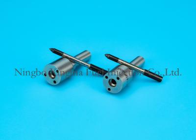 China O injetor comum de Bosch do combustível do trilho provê de bocal a elevada precisão das peças sobresselentes do motor de Kubota à venda