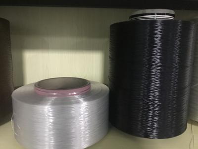 China Heldere Zwarte/Rode Industriële het Garen Hoge Hardnekkigheid 100D van Nylon6 FDY aan 6000D Te koop