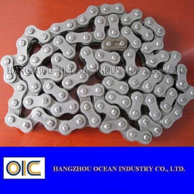 China 415 415H 420 428 428H 520 520H 525 525H 530 530H 630 Motorcycle Chain With 4 Sides Rivet for sale