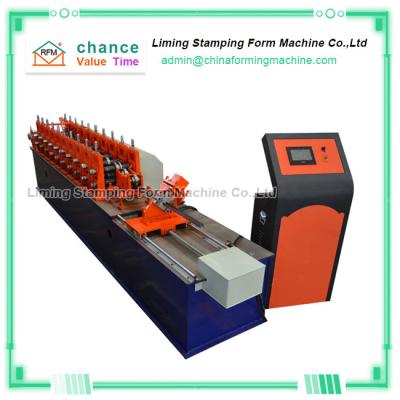 Cina Mercato a forma di U di alta qualità dei materiali da costruzione di Keel Roll Forming Machine For in vendita