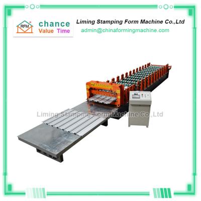 Cina Strato coprente ondulato galvanizzato 840 che rende a macchina lo zinco manuale delle mattonelle di tetto che fa macchina in vendita