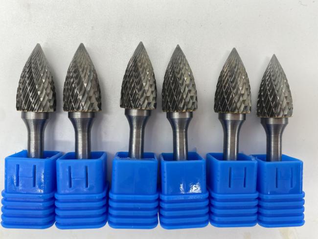M1625m06X-45 Pointed Cone Shape Double Cut 1/4′′ Shank Dia Wood Carving Sm-5 Tungsten Rotary Burrs