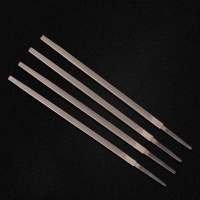 Cina 5PCS file di seghe rotonde strumento manuale rastrello file quadrato di ferro impostato per il beneficio nella lavorazione del legno in vendita