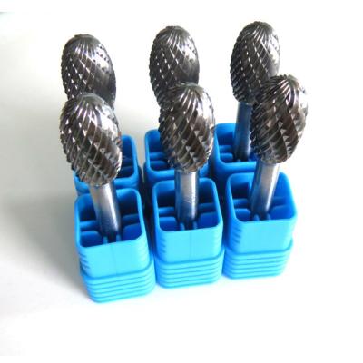 Cina 6.35mm diametro del bastone doppio taglio solido utensili di taglio di macinatura tagliatore Burs di tungsteno rotativo Carbide Burr in vendita
