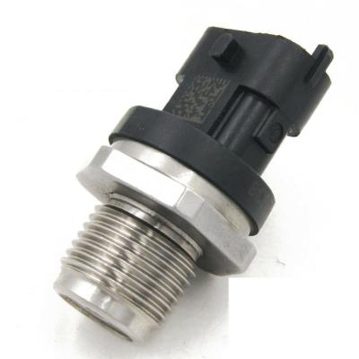 China CE 0 281 002 706 High Pressure Common Rail Fuel Pressure Sensor for sale