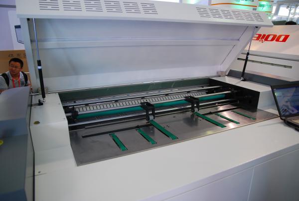 White Color Ceramic Drum Prepress Printing Machine 32 Channels Laser Diodes