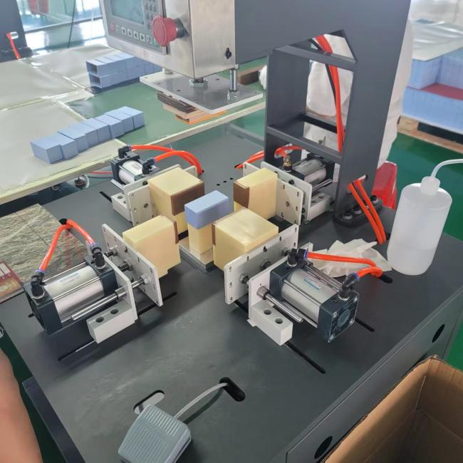 DG-600 Paper Box Air Bubble Pressing Machine Rigid Box Bubble Removing Machine Wine Box Wrapping Machine