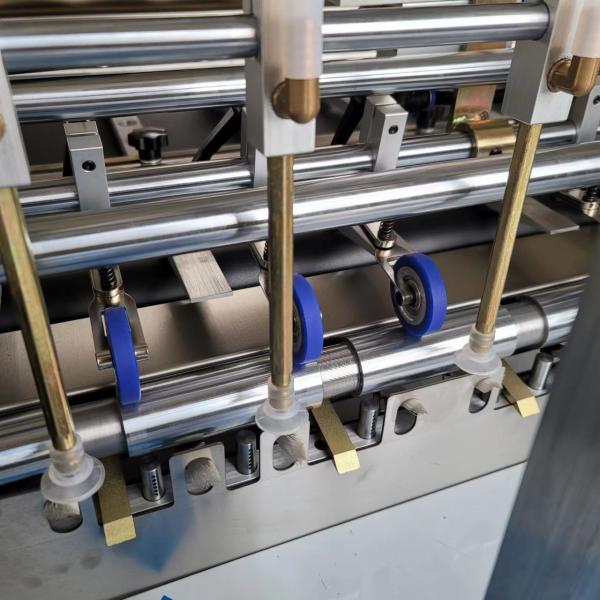 Quality Sheet Fed Paper Feeding And Gluing Machine Automatic Grade Paper Forming Machine for sale