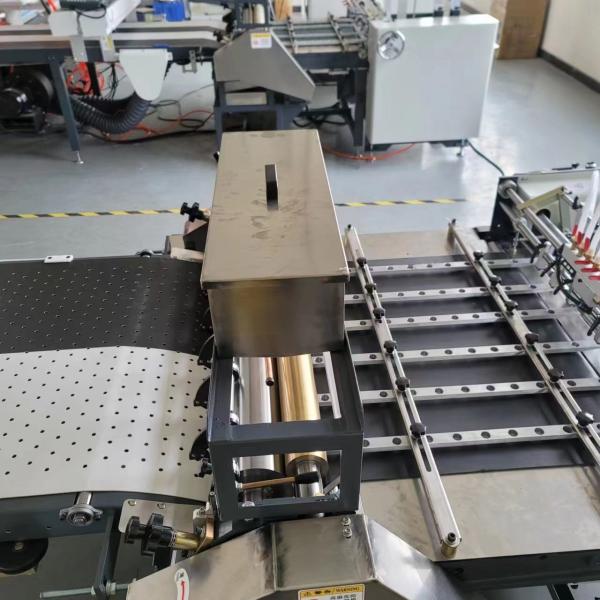 Quality Paper Gluing Gift Box Machine Auto Feeder Box Gluing Machine for sale