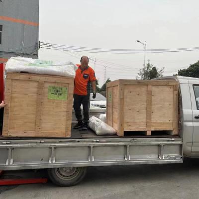 China Rigid Box Bubble Removing Gift Box Bubble Pressing Machine DG-600 for sale