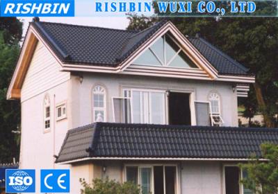 Cina Il tetto della villa ha utilizzato lo strato del tetto del metallo/le mattonelle lustrate colore impermeabili ed antiruggine in vendita