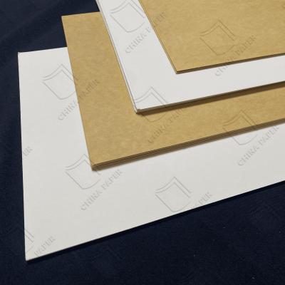 Cina 150g Carta di confezionamento alimentare confezionata e certificata FDA in vendita