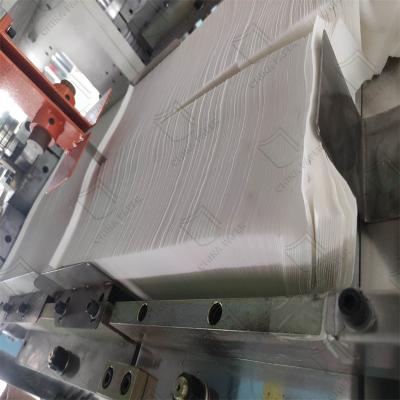 China Toiletpapier zacht, sterk en goed voor het budget 13-25 gram 1-4 laag Te koop