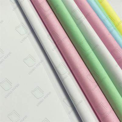 Cina Carta di autocopia senza carbonio con dimensioni personalizzate e colore diverso in vendita