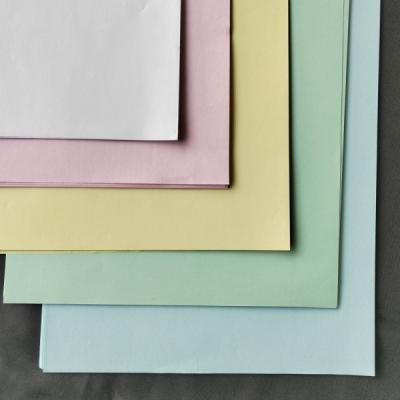 Китай NCR Paper Синий или черный изображение 100% необработанная целлюлоза без углерода 45 ~ 80 GSM 70 * 100 см продается