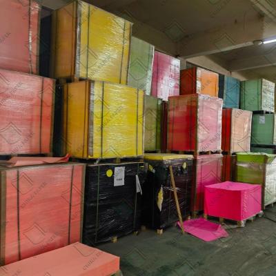 Cina Carta offset colorata all'ingrosso per progetti di stampa di alta qualità in vendita