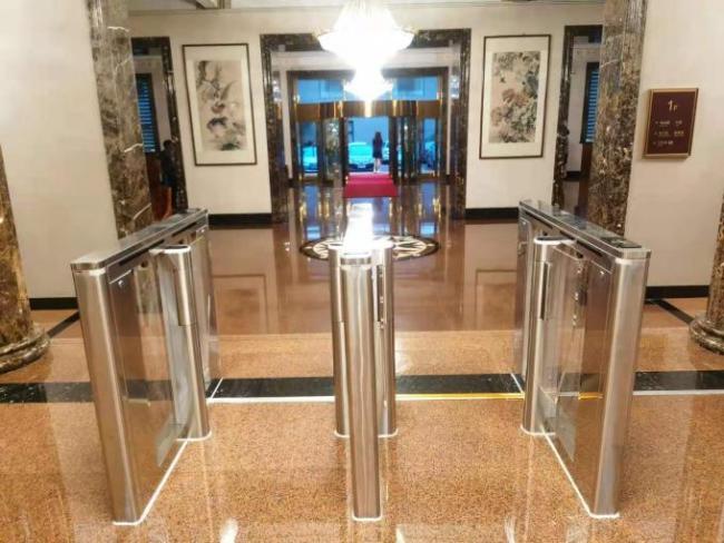 10MM Acrylic Office Security Gates Brushless Motor Automatic Intelligent  Systems 0