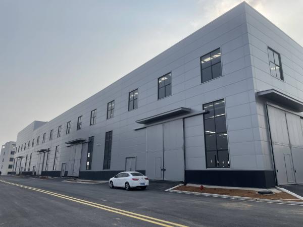 Quality Green Prefab Steel Structure Wind Resistant Modular Steel Frame Degree 8 Fortification for sale