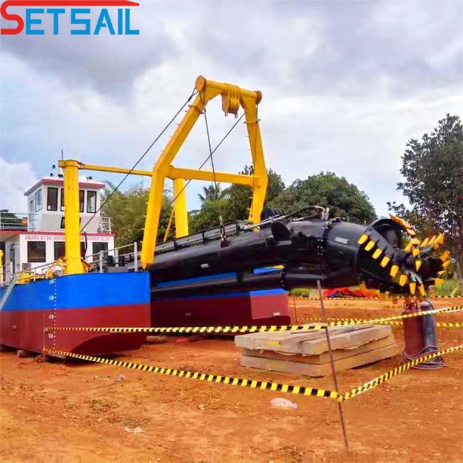 Diesel Engine Cutter Suction Dredger with Hydraulic System