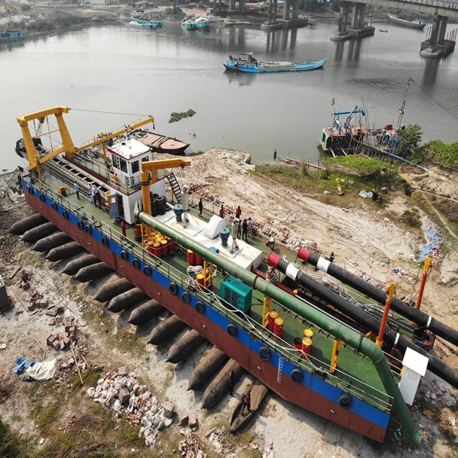 Customized Weichai Diesel Engine Cutter Suction Sand Dredger Used in River