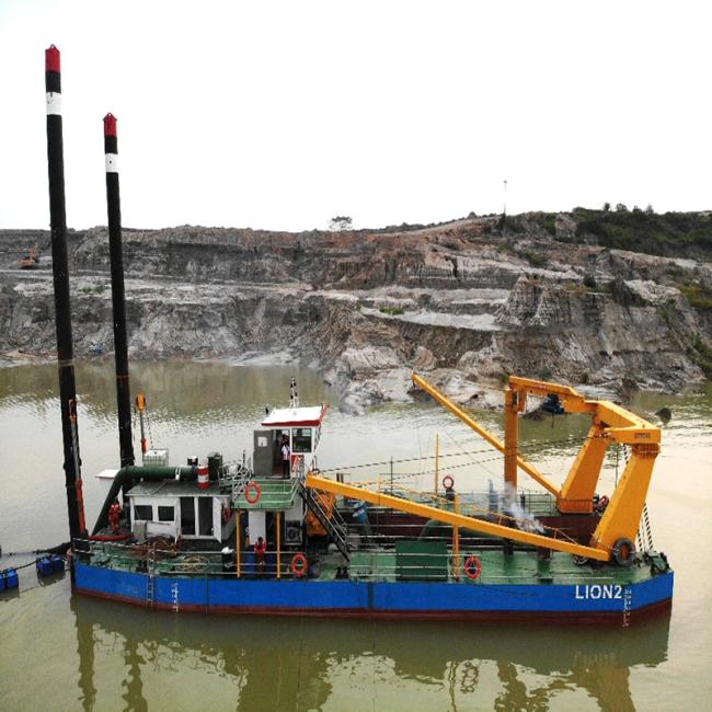 Customized Weichai Diesel Engine Cutter Suction Sand Dredger Used in River