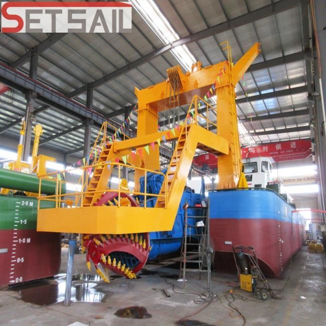 River Sand Cutter Suction Dredging Machine with Slurry Pump