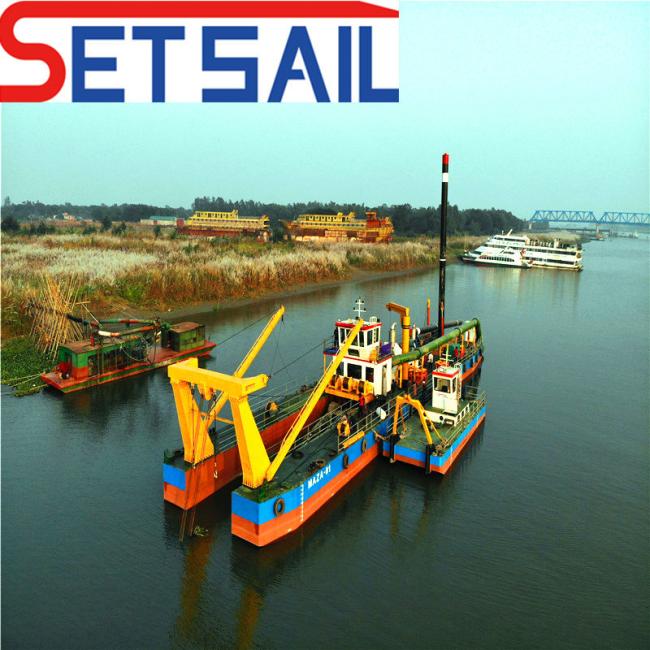 Diesel Engine Power Hydraulic 20inch Cutter Suction Dredger