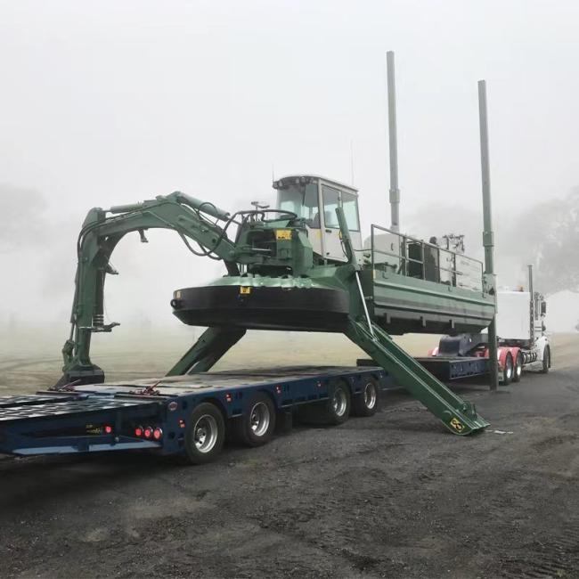 Diesel Engine Power Hydraulic Multipurpose Amphibious Dredger