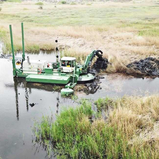 Factory Price Multipurpose Amphibious Bucket Dredger for Sale