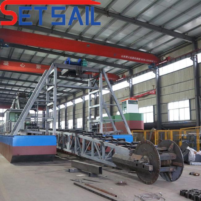 High Quality Chain Bucket Gold Dredger Used in River