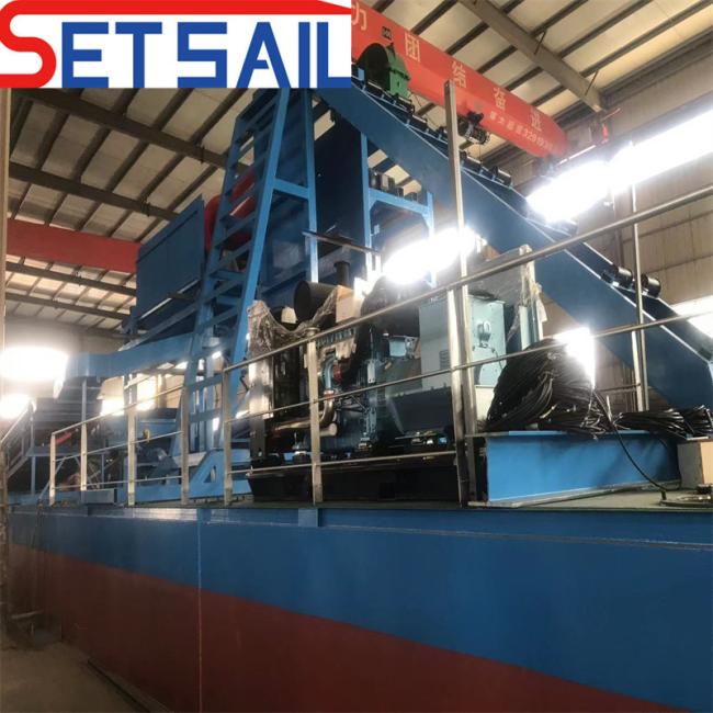 Flexible Chain Bucket Gold and Diamond Dredger with Generator Sets