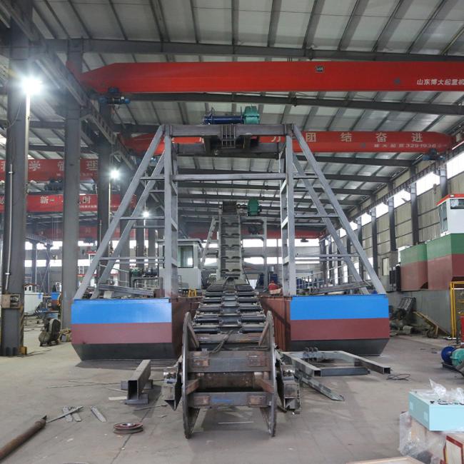 Low Price Chain Bucekt Mining Gold Diamond Dredger for Sale