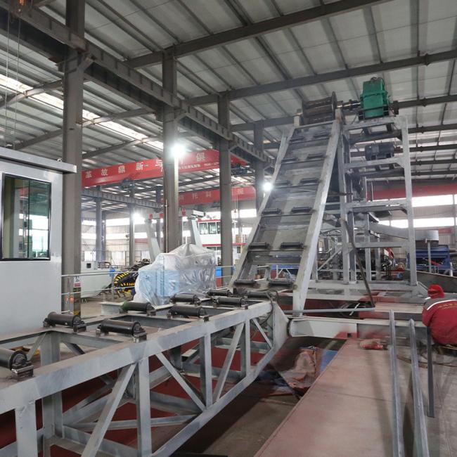Low Price Chain Bucekt Mining Gold Diamond Dredger for Sale