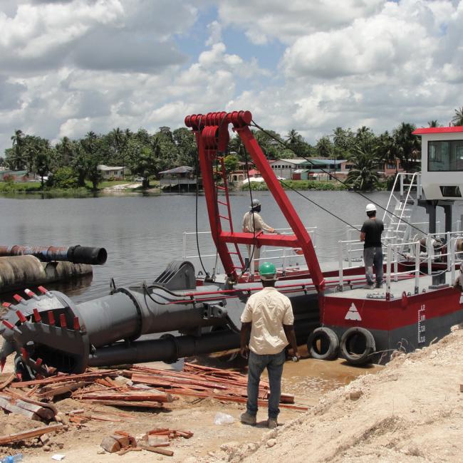 JMD250 dredger in operation at worksite