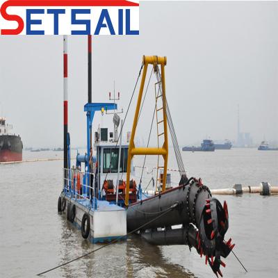 Cina Costo di spedizione Potenza elettrica 14 pollici Cutter Suction Dredger per il fango fluviale Lunghezza totale 30m in vendita