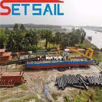 China Total Weight 28-1000t Siemens PLC Cutter Suction Sand Dredging Machine with Anchor Boom for sale