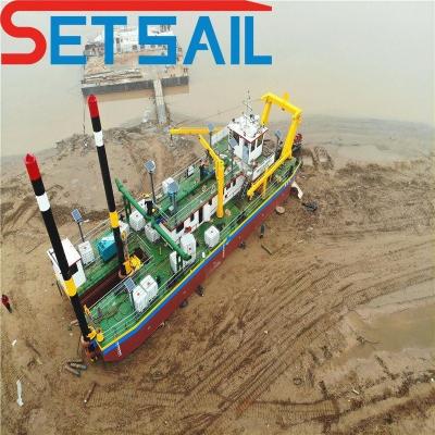 Cina Potenziare il vostro progetto di dragaggio con vantaggio doppio motore diesel Cutter aspiratore dragaggio in vendita