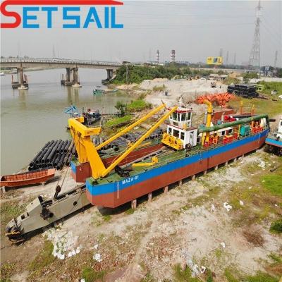 China Corrosion-Resistant River Cutter Suction Mud Dredging Equipment with Customized Request for sale