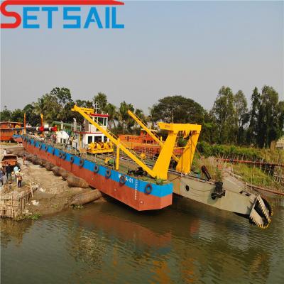 Cina Dredger a aspirazione di 800 m3 a flusso d'acqua diesel tipo 8 pollici per il progetto di dragaggio in vendita