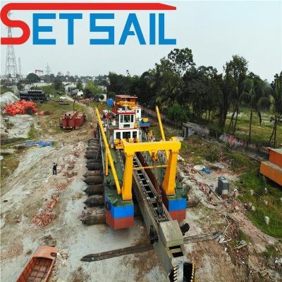 Cina Dredger di sabbia da fiume da 26 pollici con pompa sottomarina Peso totale 380 t e richiesta personalizzata in vendita