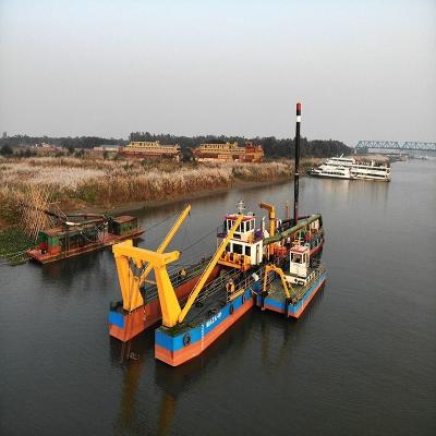 中国 50m 総長 水力ディーゼルエンジンの切断器 川砂掘削船用の吸砂砂掘削機 販売のため